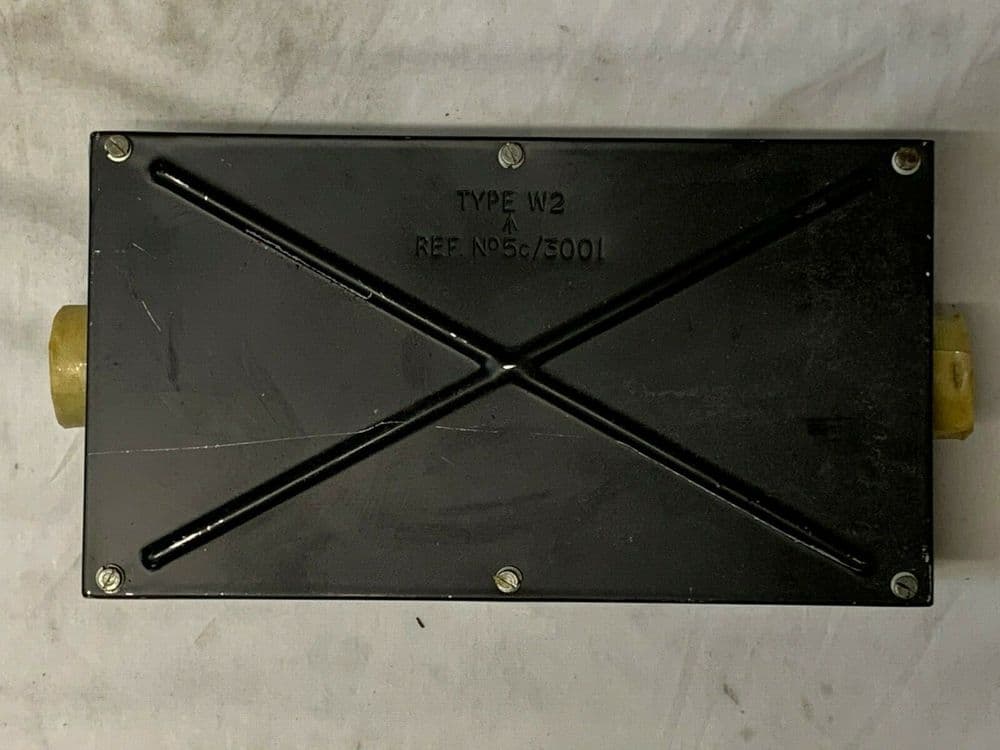 RAF Aircraft Radio Interference Suppressor Box Type W2 GR402C