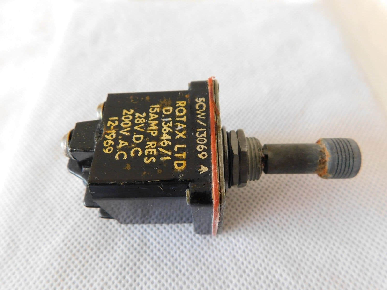 Rotax Ltd Aircraft Toggle Switch Part No D13646/1 D4C