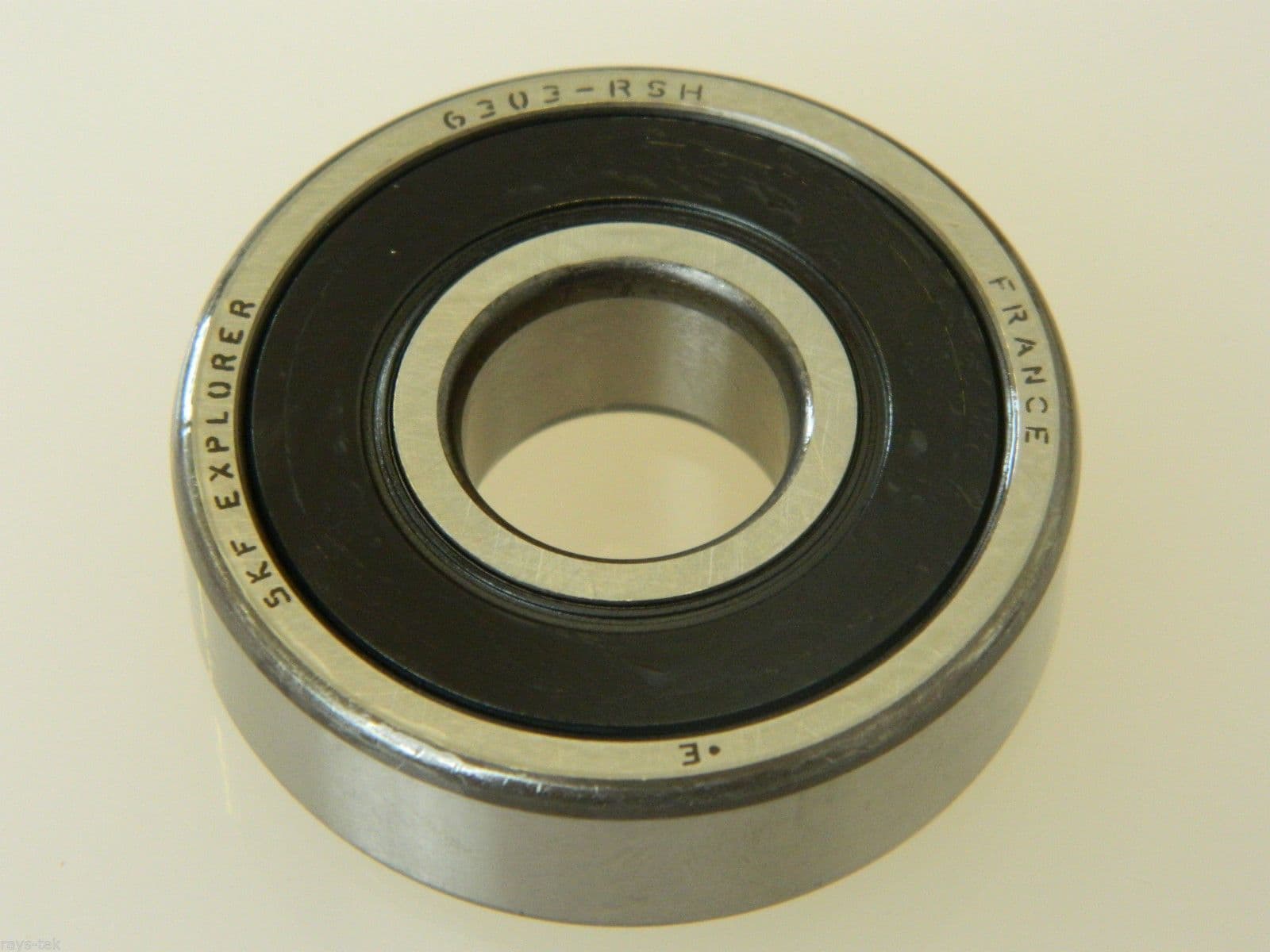 SKF Open Deep Groove Ball Bearing I/D 17mm O/D 47mm Depth 14mm SKF6303 ...