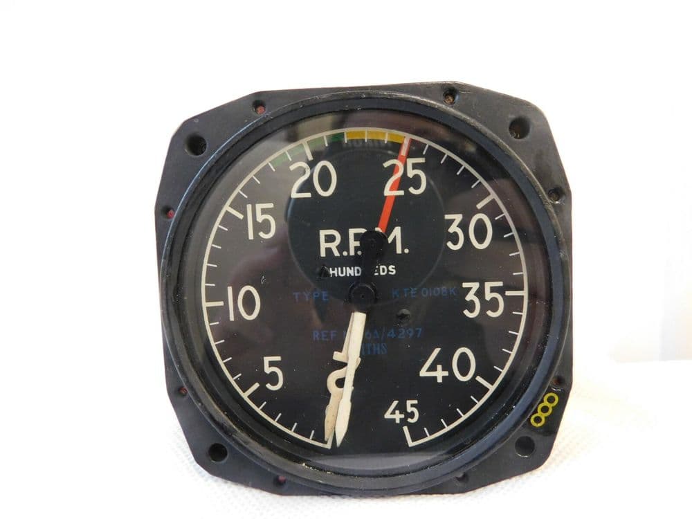 Smiths KTE0108K Aircraft Dual Tachometer RPM Gauge Ref No 6A/4297 1R5D