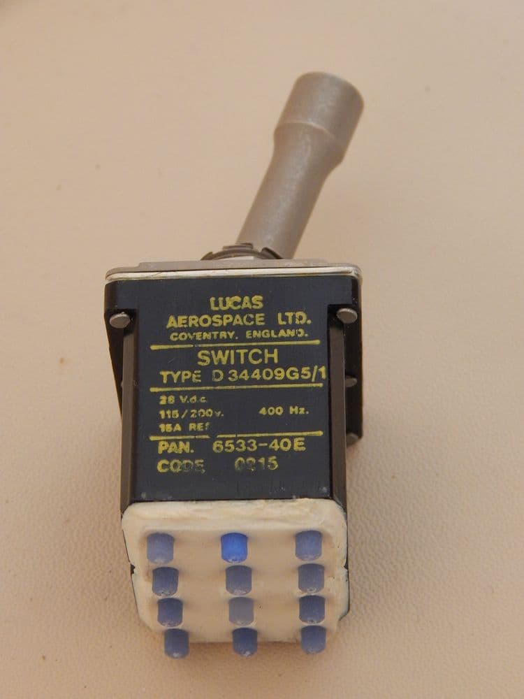 Tornado Aircraft 4 Pole Locking Toggle Switch On/Off P/No PAN6533-40E 1R3C