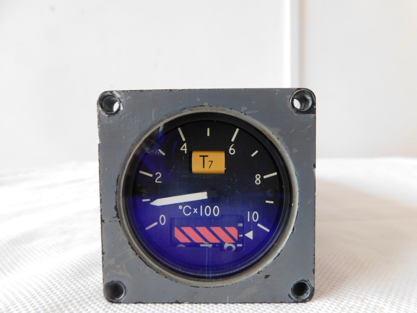 Tornado Aircraft Engine Temperature Indicator Gauge D4B