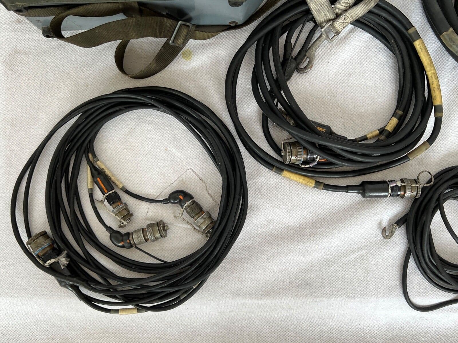 Tornado GR1 Aircraft BRSL Cables With Universal Carrying Case D5E