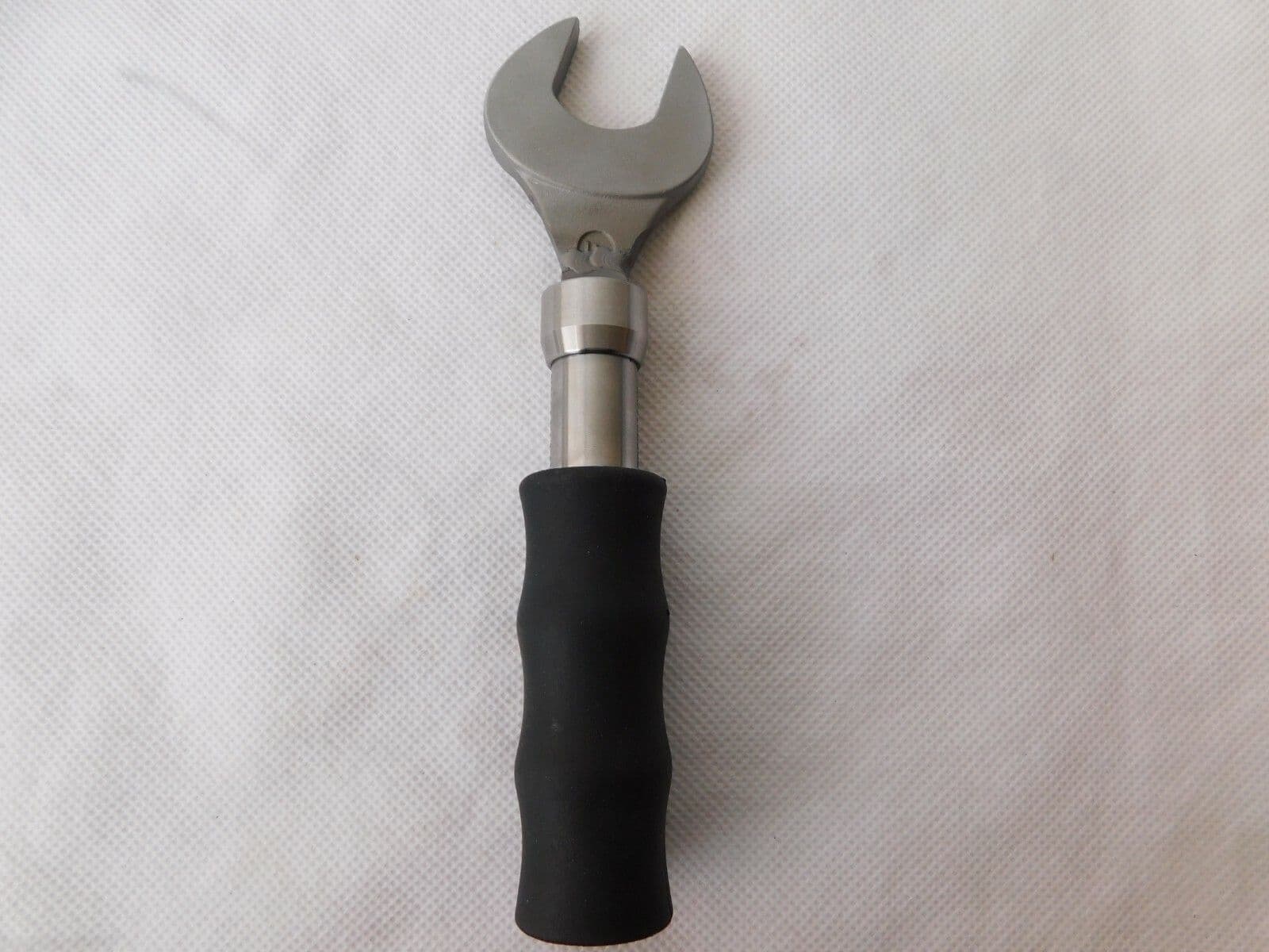 Torqueleader 13/16 Torque Spanner Model TBN10 Set At 2N m 1R7B