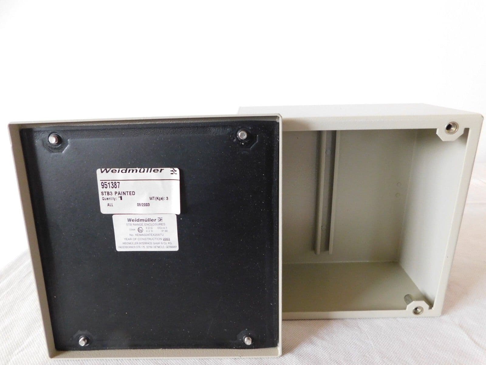 Weidmuller Klippon STB3 Enclosure 190 x 190 x 100mm D5B