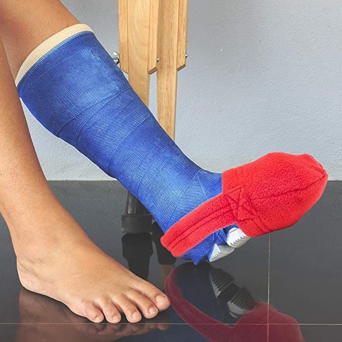 Limbo Toe Cozy for Leg Casts Pink Shoe Size 8-14