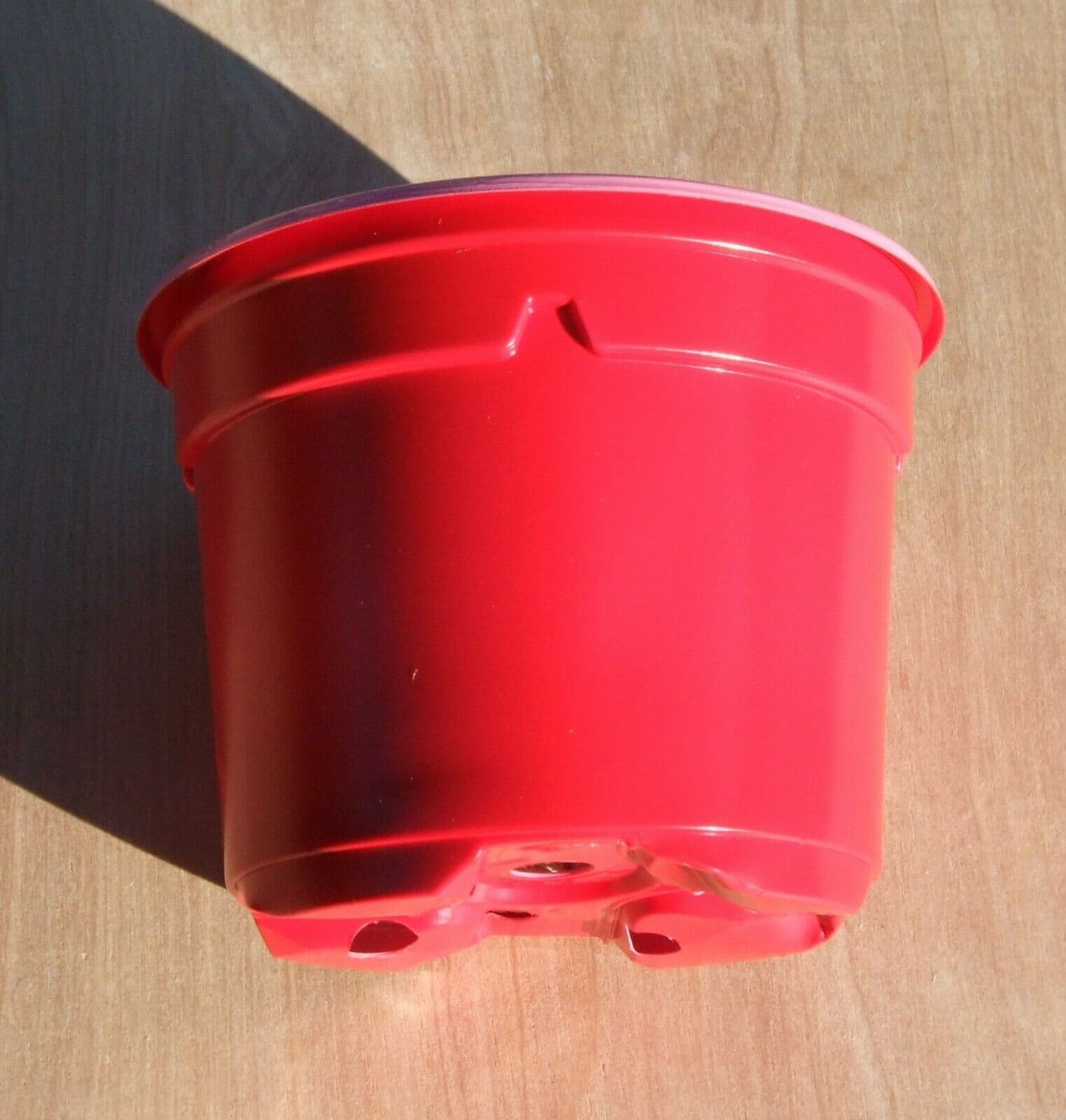 30 Small 9cm Round Coloured Plastic Plant Pots Choose Your Colour