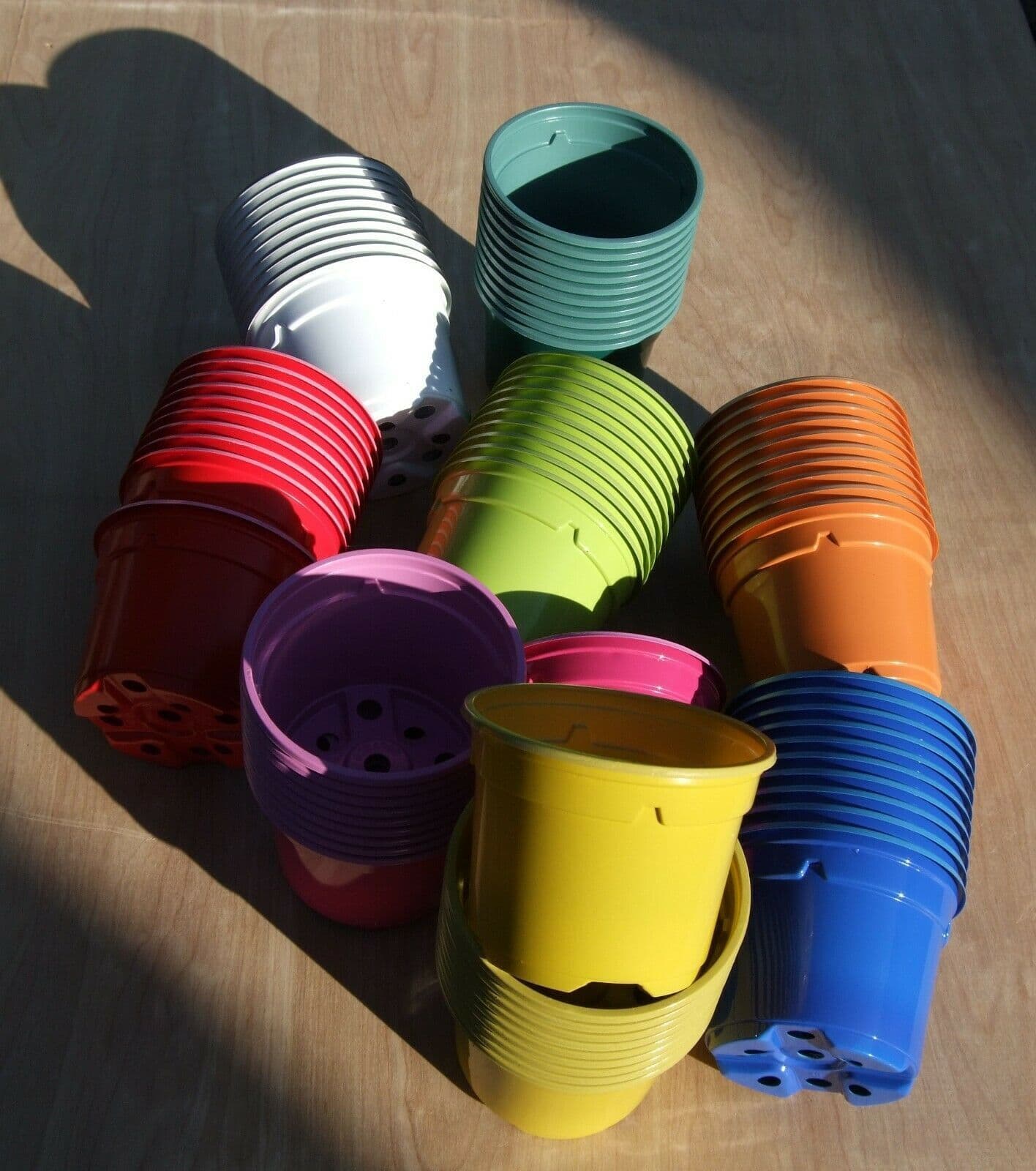 30 Small 9cm Round Coloured Plastic Plant Pots Choose Your Colour