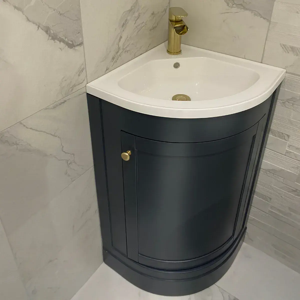 Corner Sink Cabinets