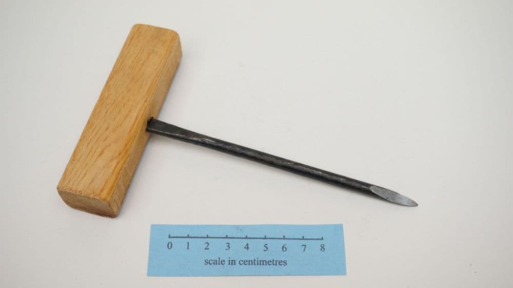 6mm spoon auger multi period living history use with cross bar