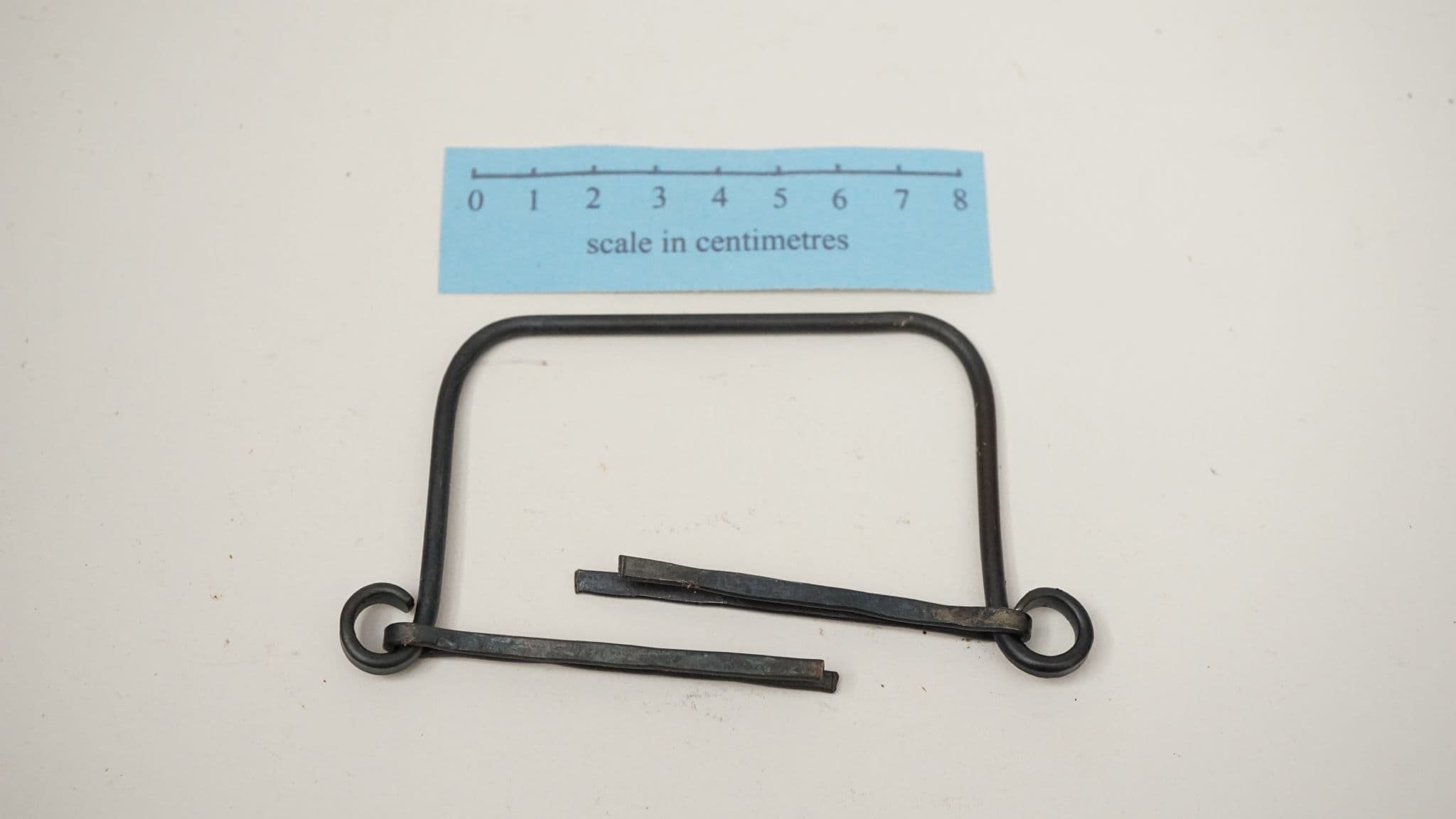 Anglo-saxon Finglesham grave 8 box handle