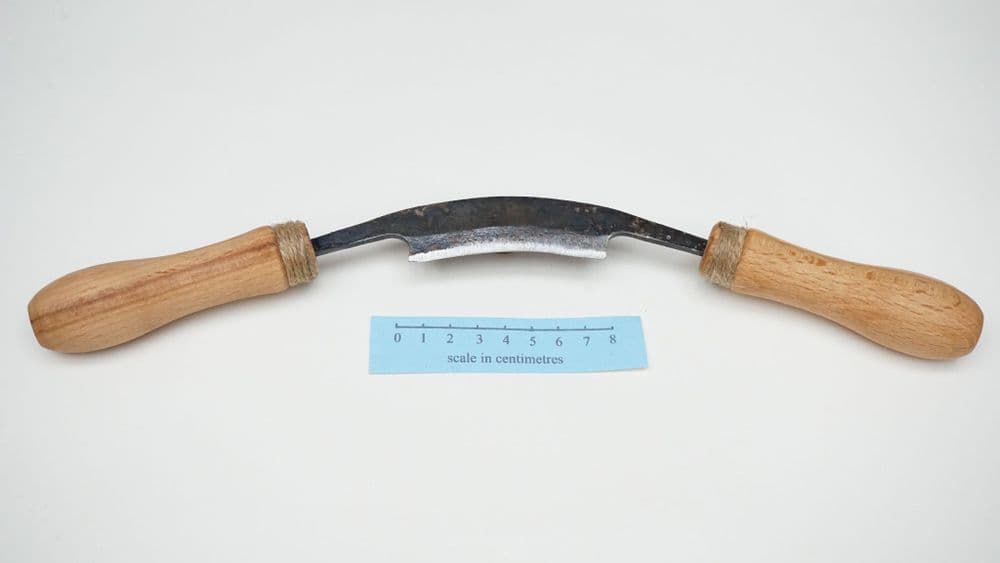 Roman Seville curved drawknife 3" long cutting edge & flax ferrules