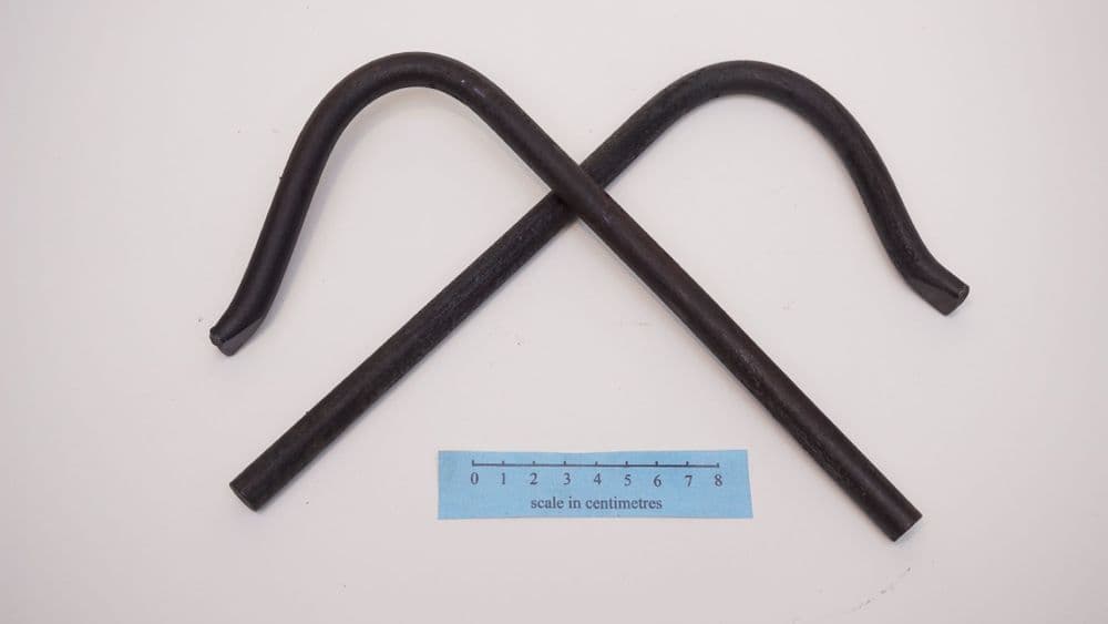 set of 2 steel 12mm diameter bench holdfast moxon pattern 1677