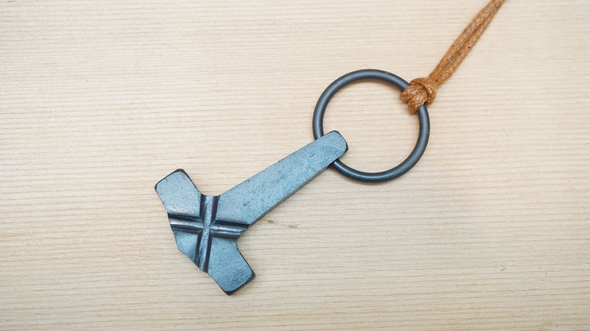 Viking thors hammer necklace and thonging in steel cross design
