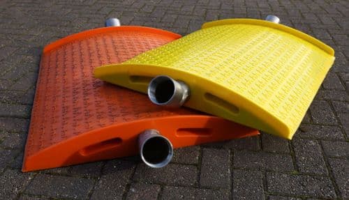 Lightweight Pedestrian Hose Ramp