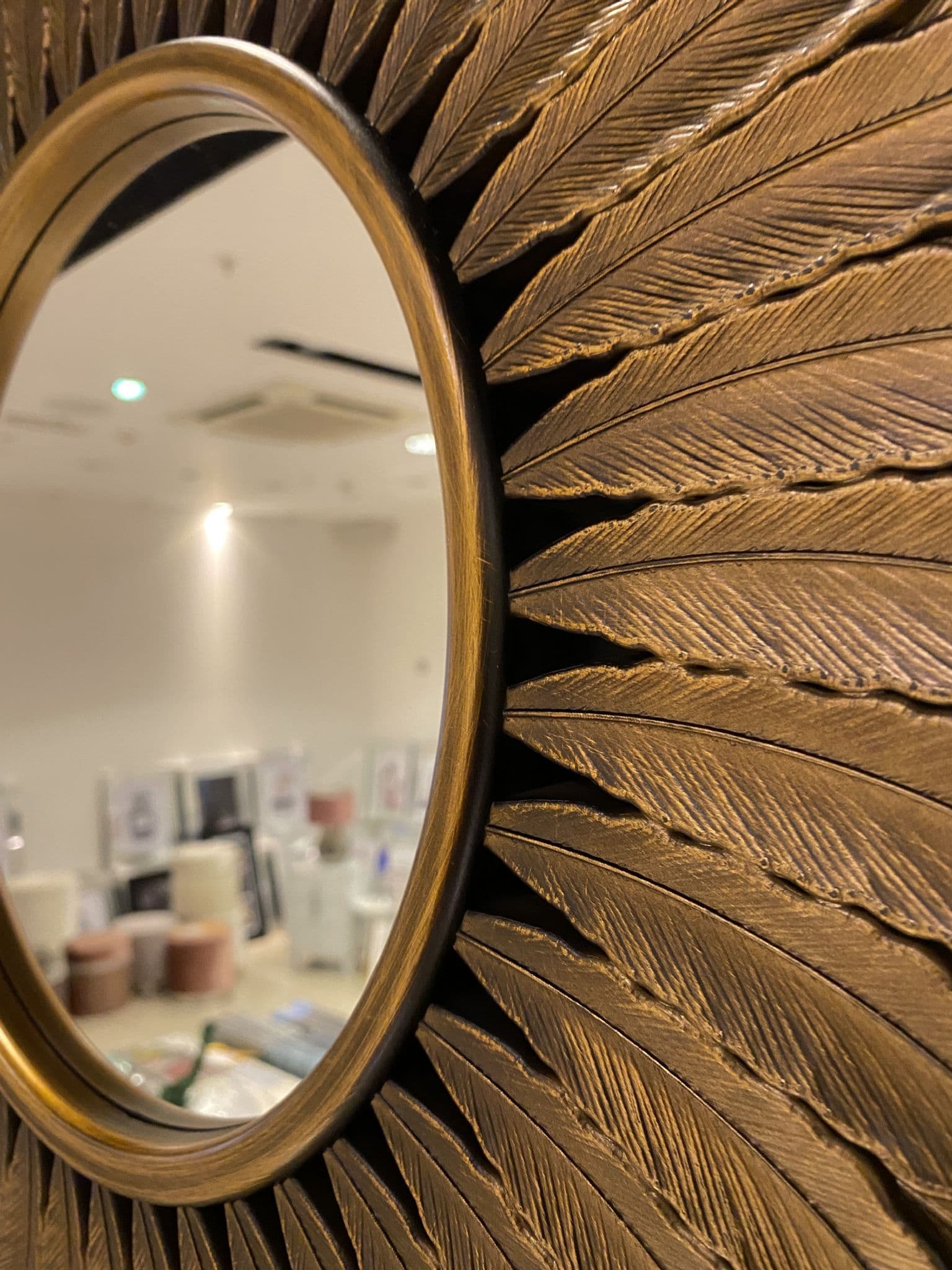 61Cm Feather Style Gold Round Mirror