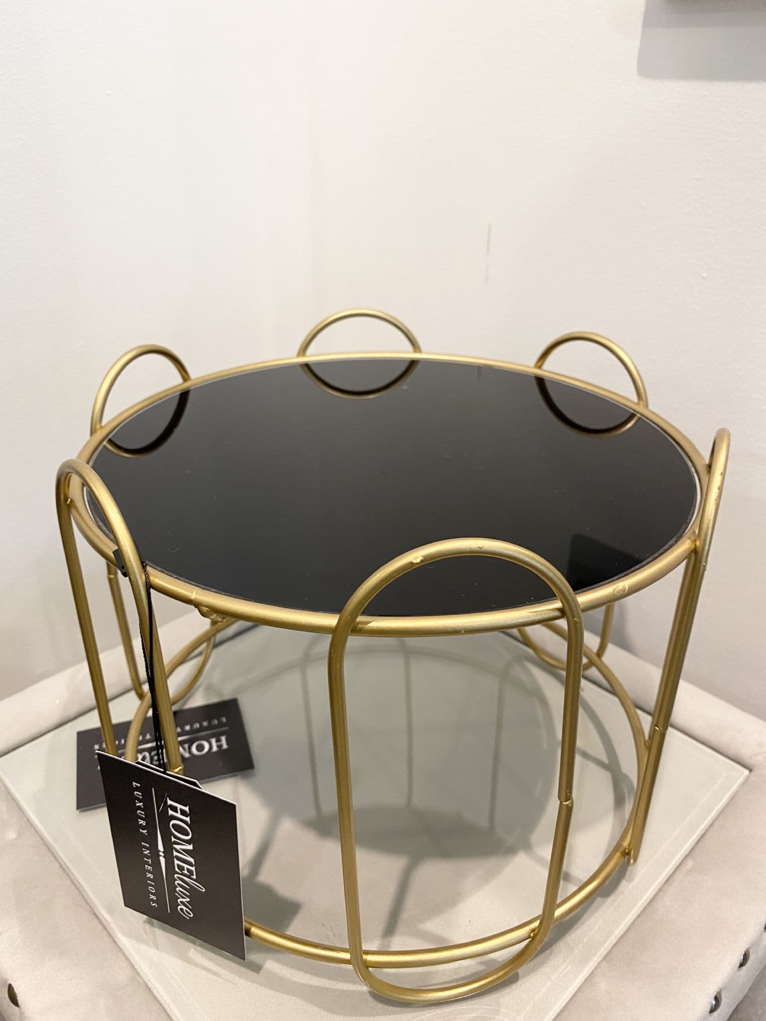 Black Glass Round Gold Display Stand