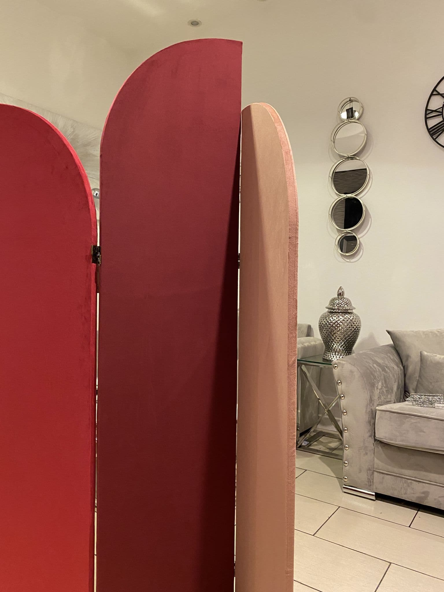 Luxe Red Room Triple Screen