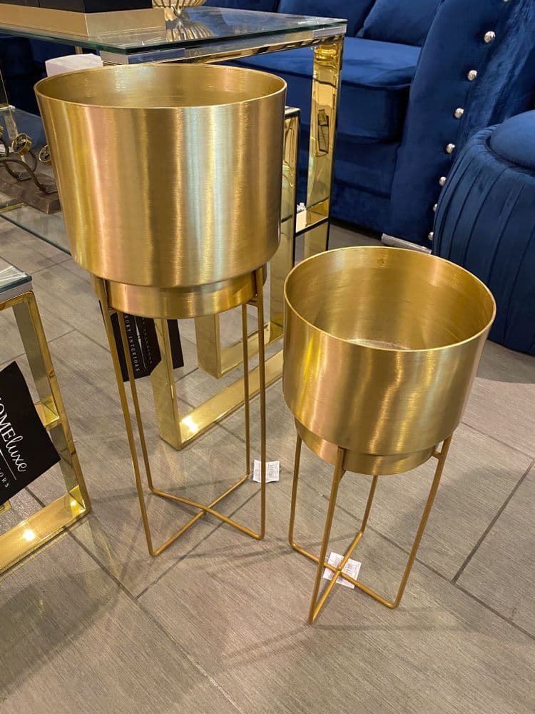 Set Of 2 Tall Gold Planters With Gold Stands