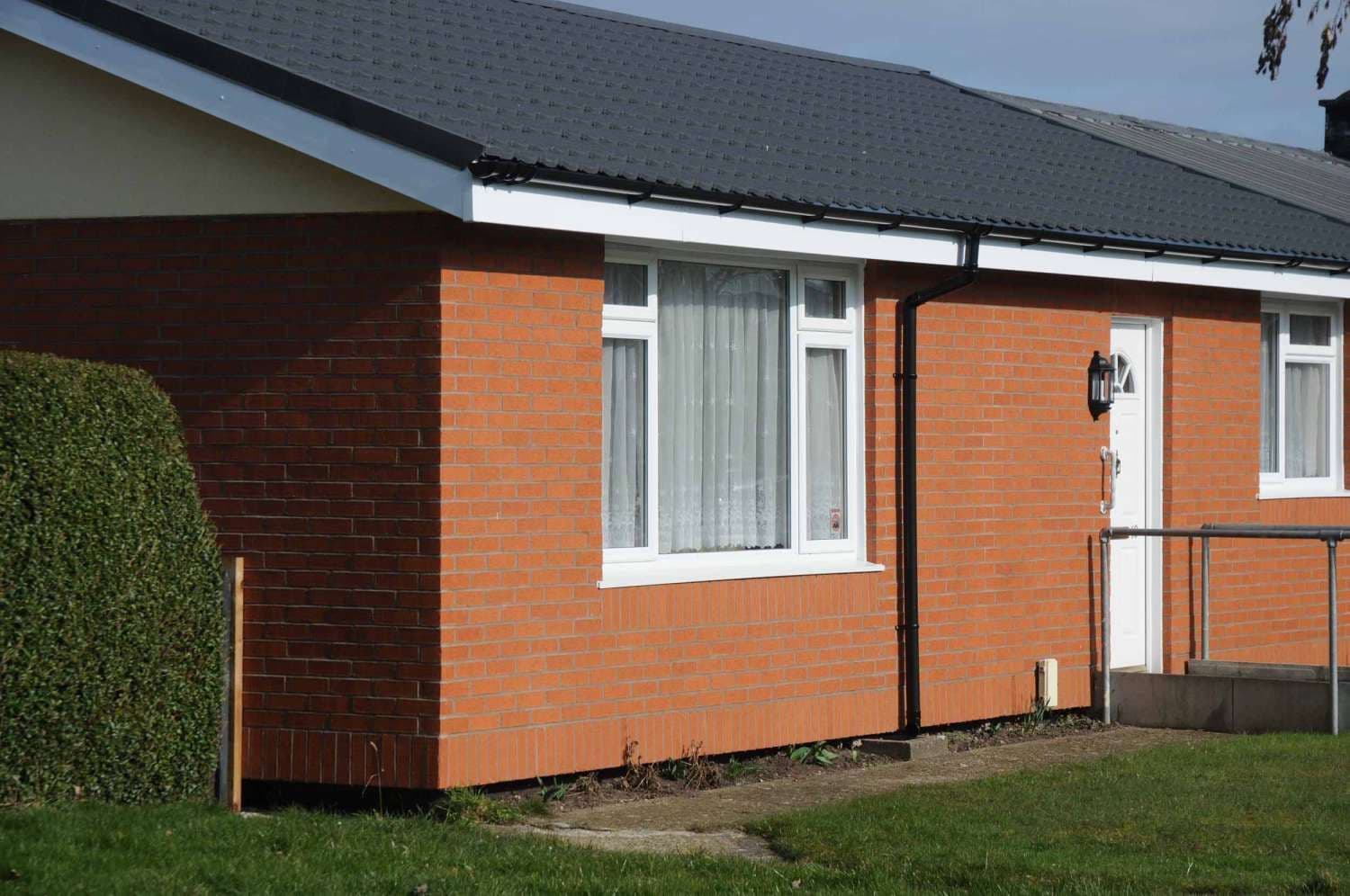 Ibstock Ravenhead Red Rustic Brick A3502A Slip