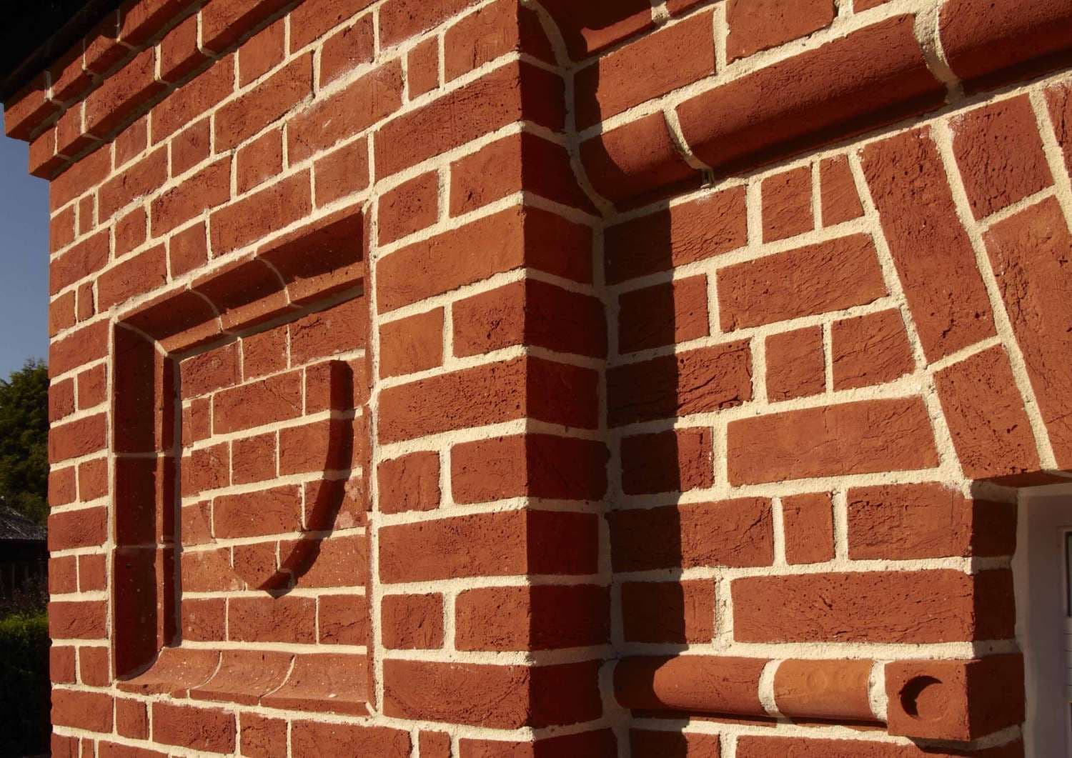 Ibstock Swanage Handmade Light Red 50mm Brick B4302A Slip