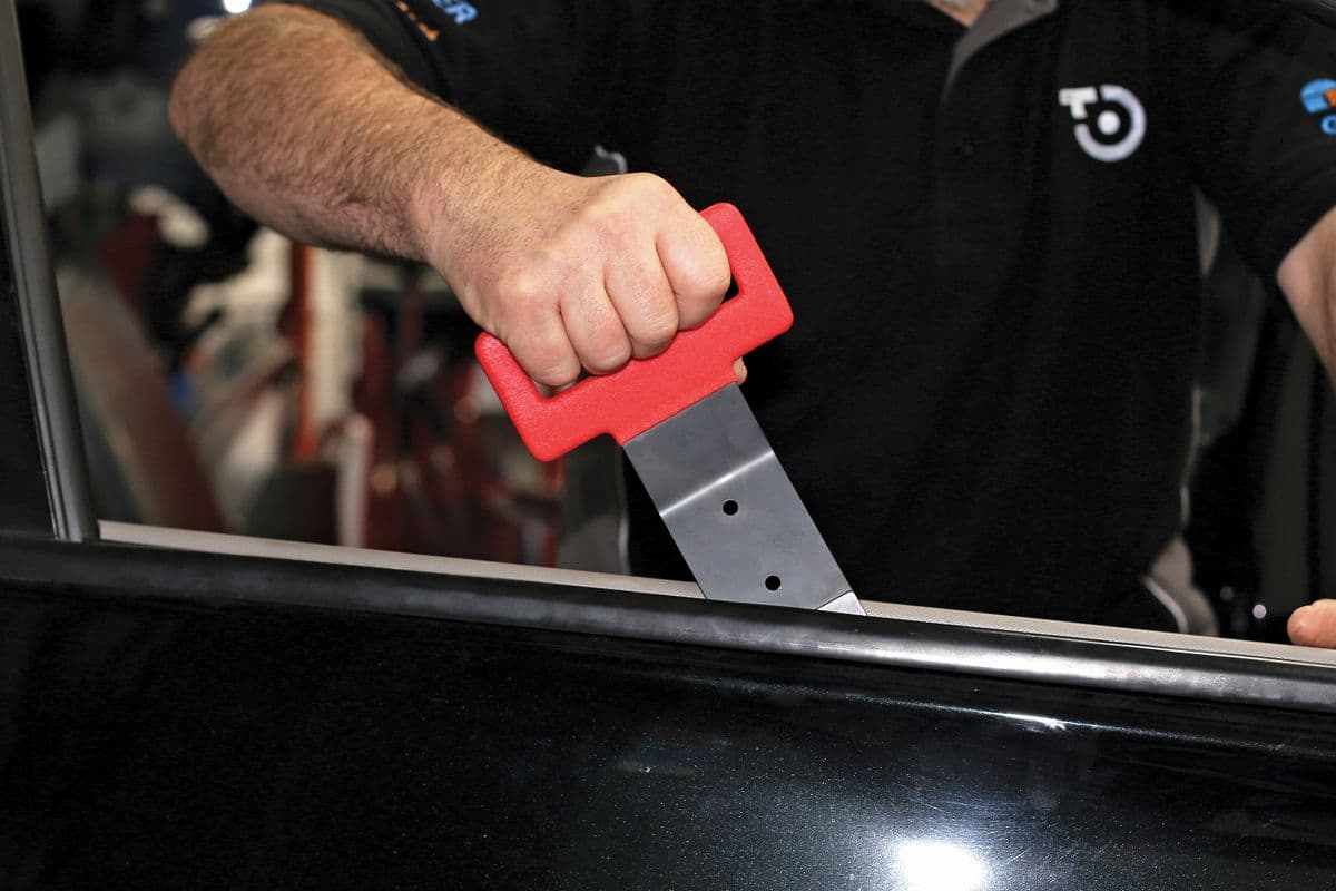 Power-Tec 92626 Window Trim Moulding Puller