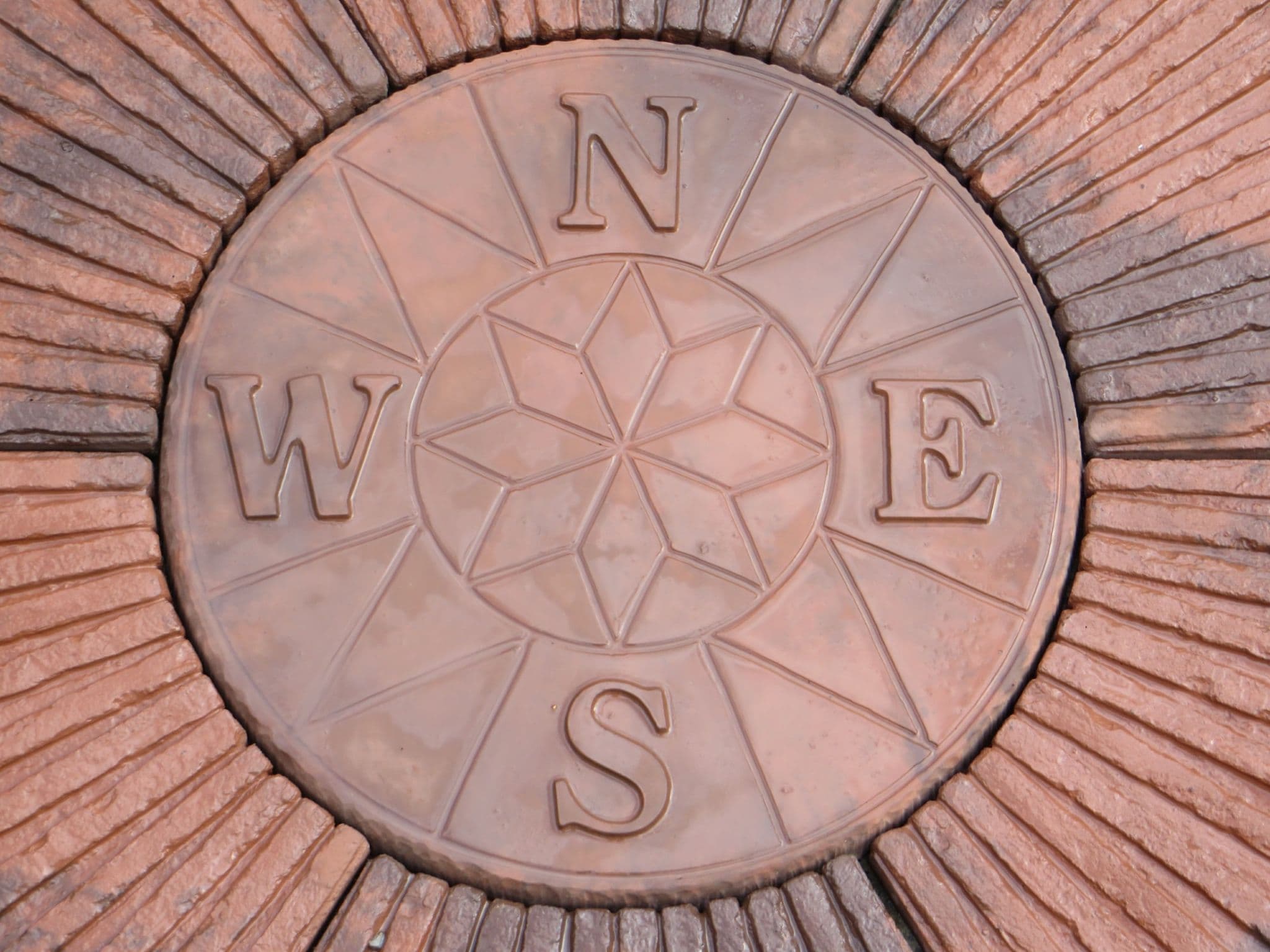 1800mm Rotunda Compass Slate Grey Plus Infill Brindle Red / Dark Grey Blend