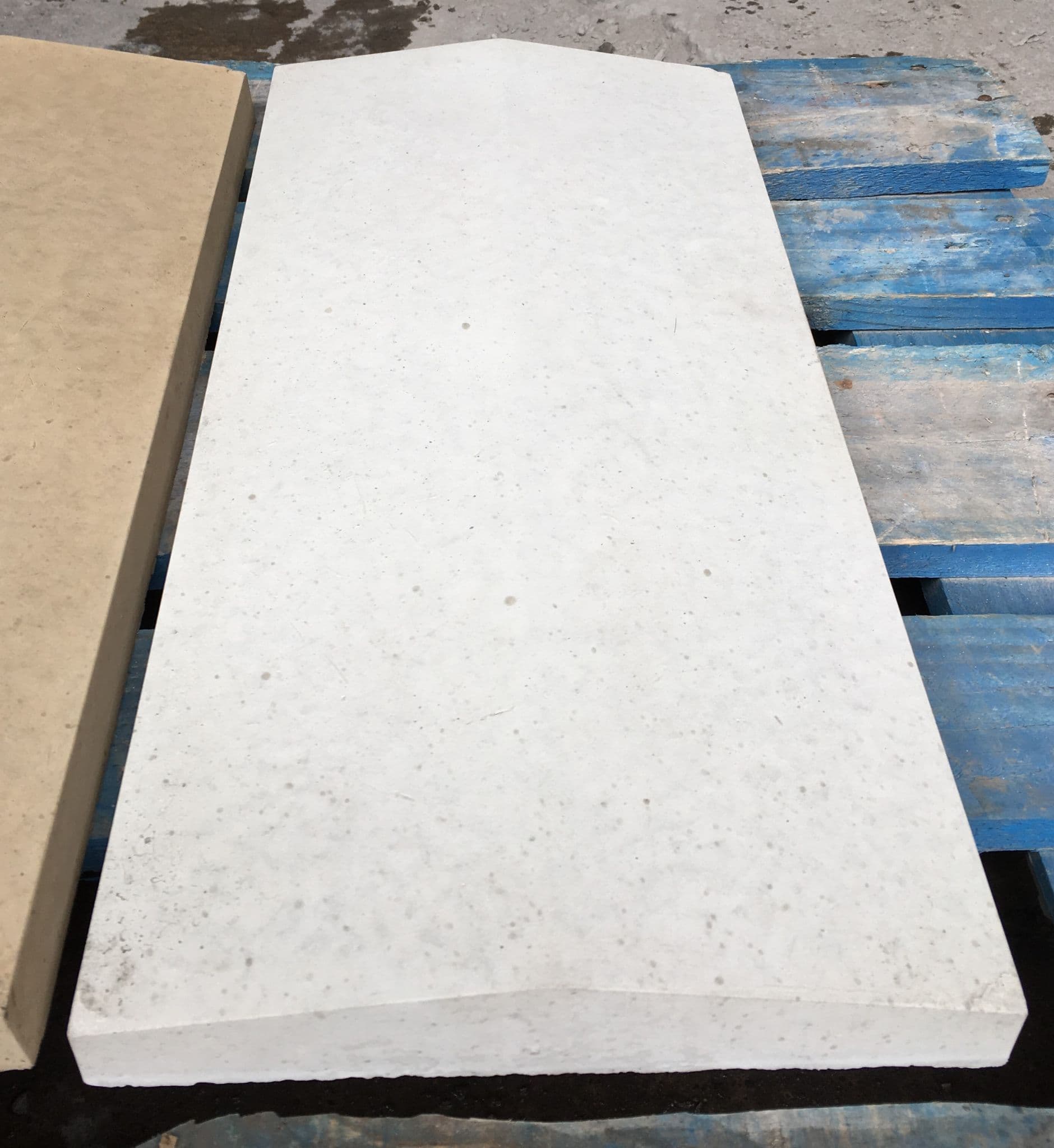 Twice weathered coping 600mm x 275mm Slate Grey