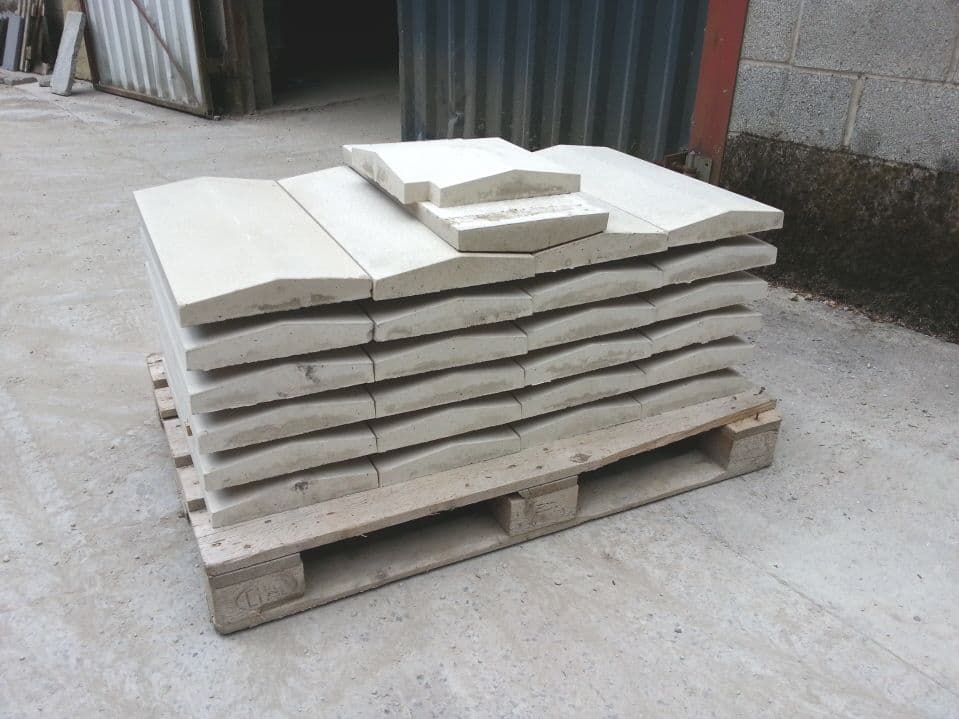 Twice weathered coping 600mm x 310mm