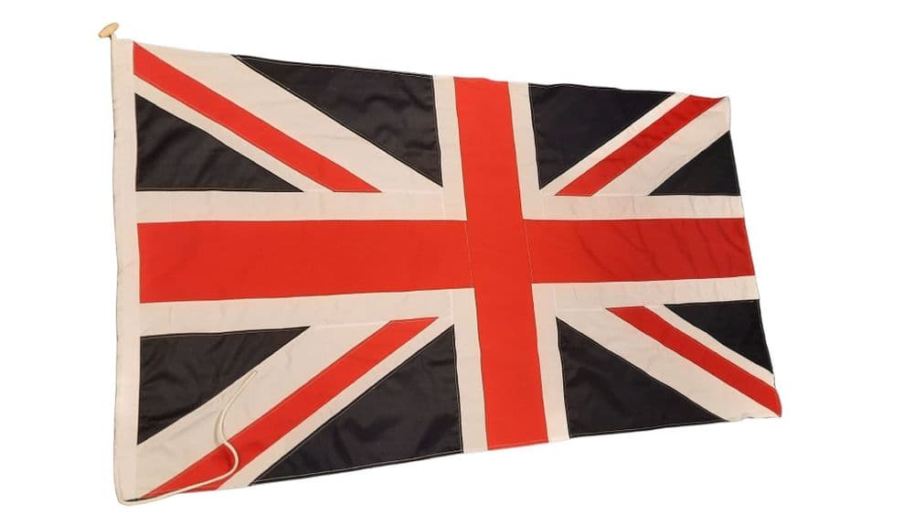Union Jack Sewn Flag with Rope & Toggles - 5ft x 3ft | flagly.co.uk