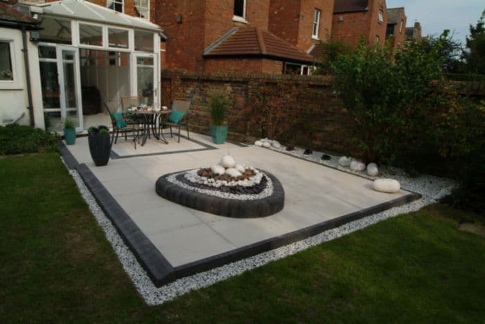 Chaucer Textured Paving Slab 450 X 450 x 32mm Natural Grey