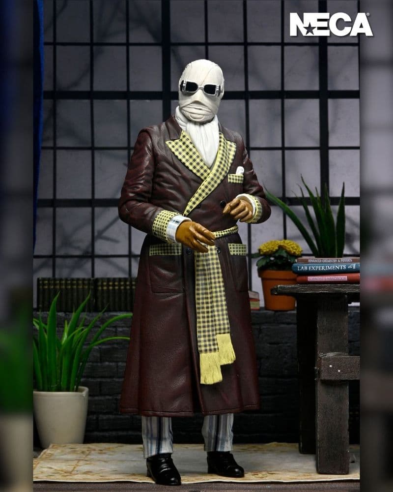 NECA Universal Monsters The Invisible Man Colour Dr Kemps Residence ...