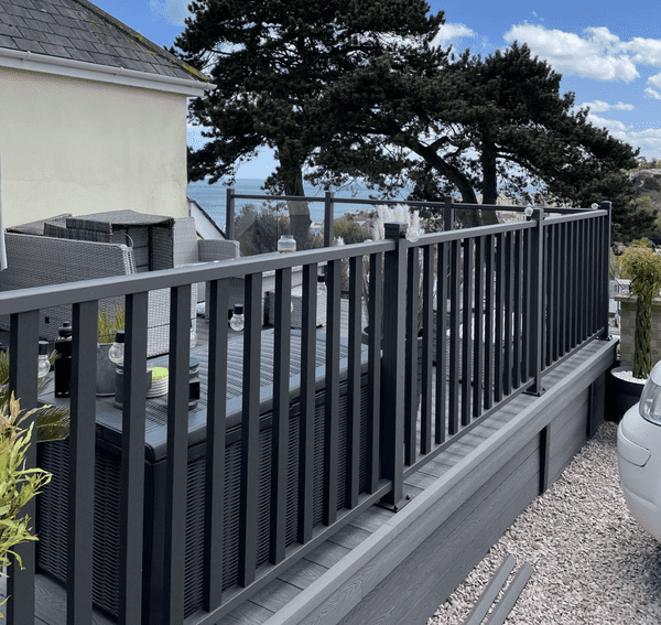 Composite Balustrade kit 1 11mt high x 1 73mt