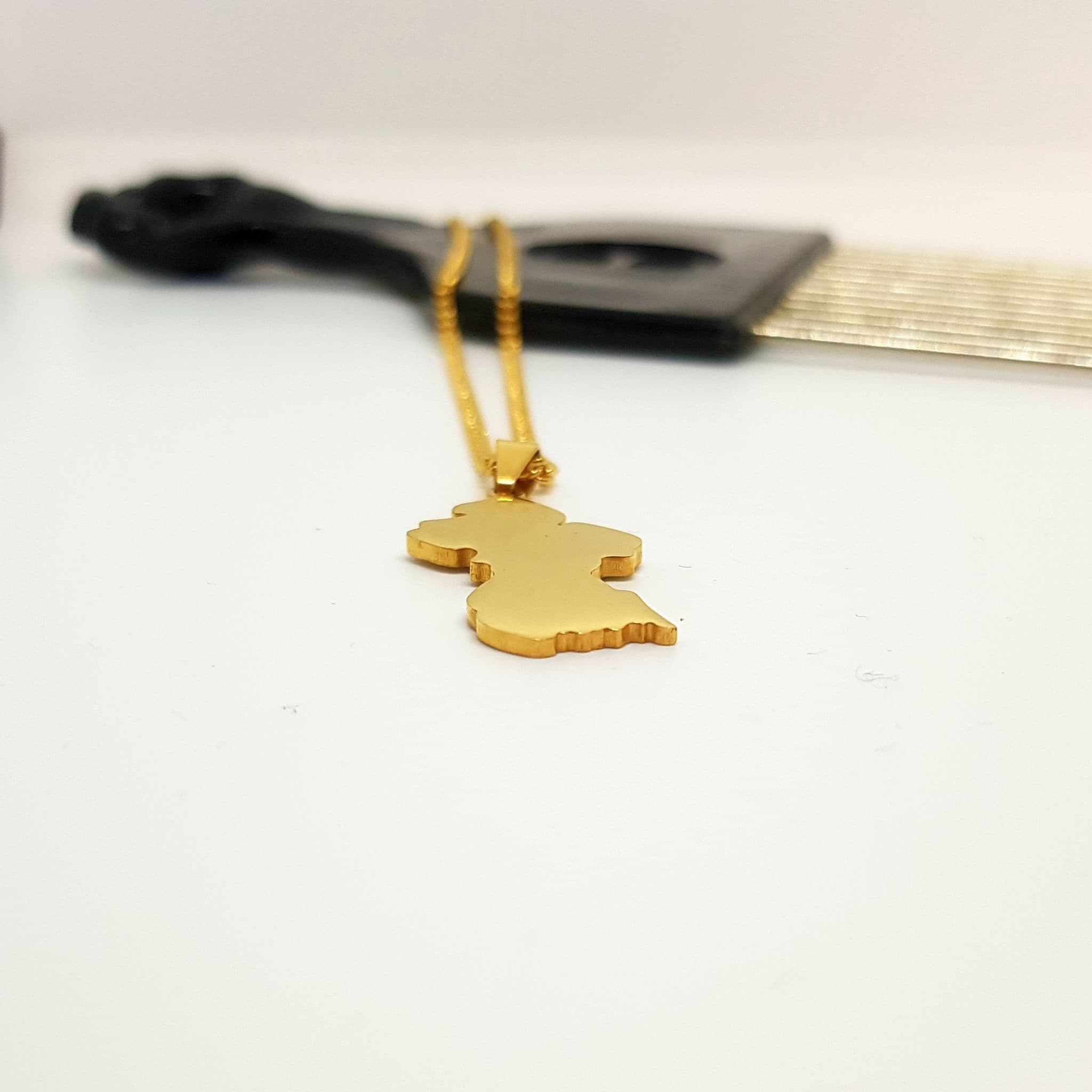 Guyana Country Chain & Pendant- Gold