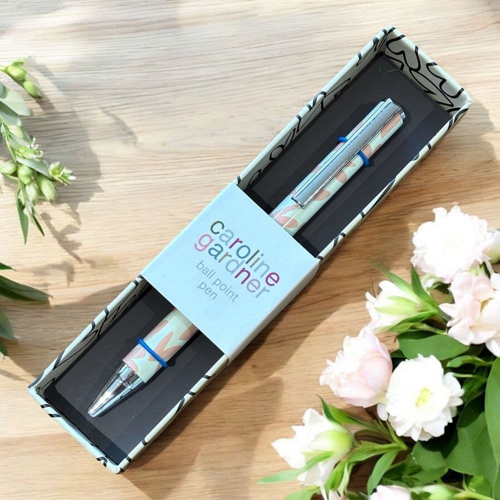 Pretty Caroline Gardner Coral Hearts Boxed Pen