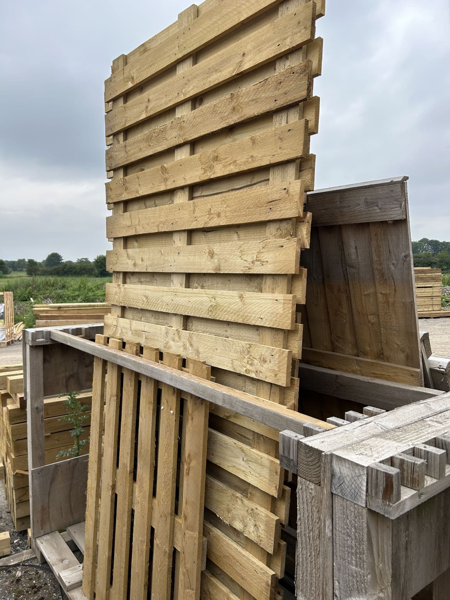Clearance 50 Off - Economy Double Sided Paling Fence Panel / Gate