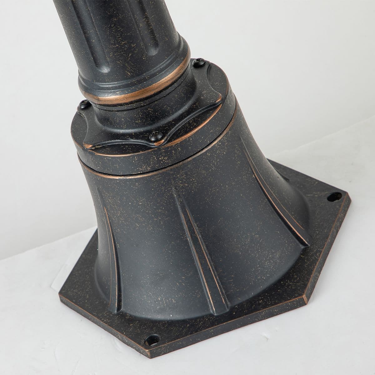 Baltimore 1 Light Pillar