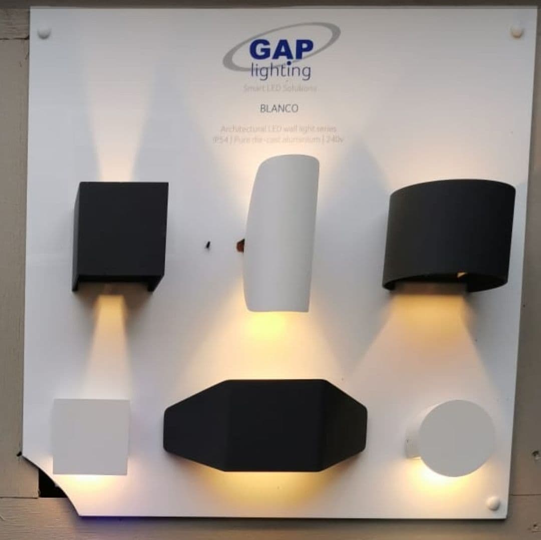 BLANCO Outdoor Wall Light Matt White 200 Lumens BL01-W