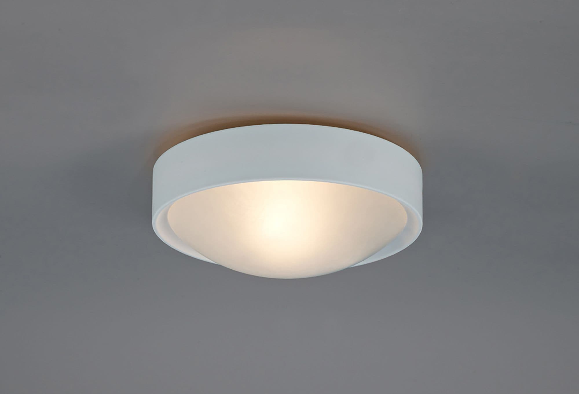 Rondo IP44 1 Light E27 Flush Ceiling Light White Frame With Frosted Glass