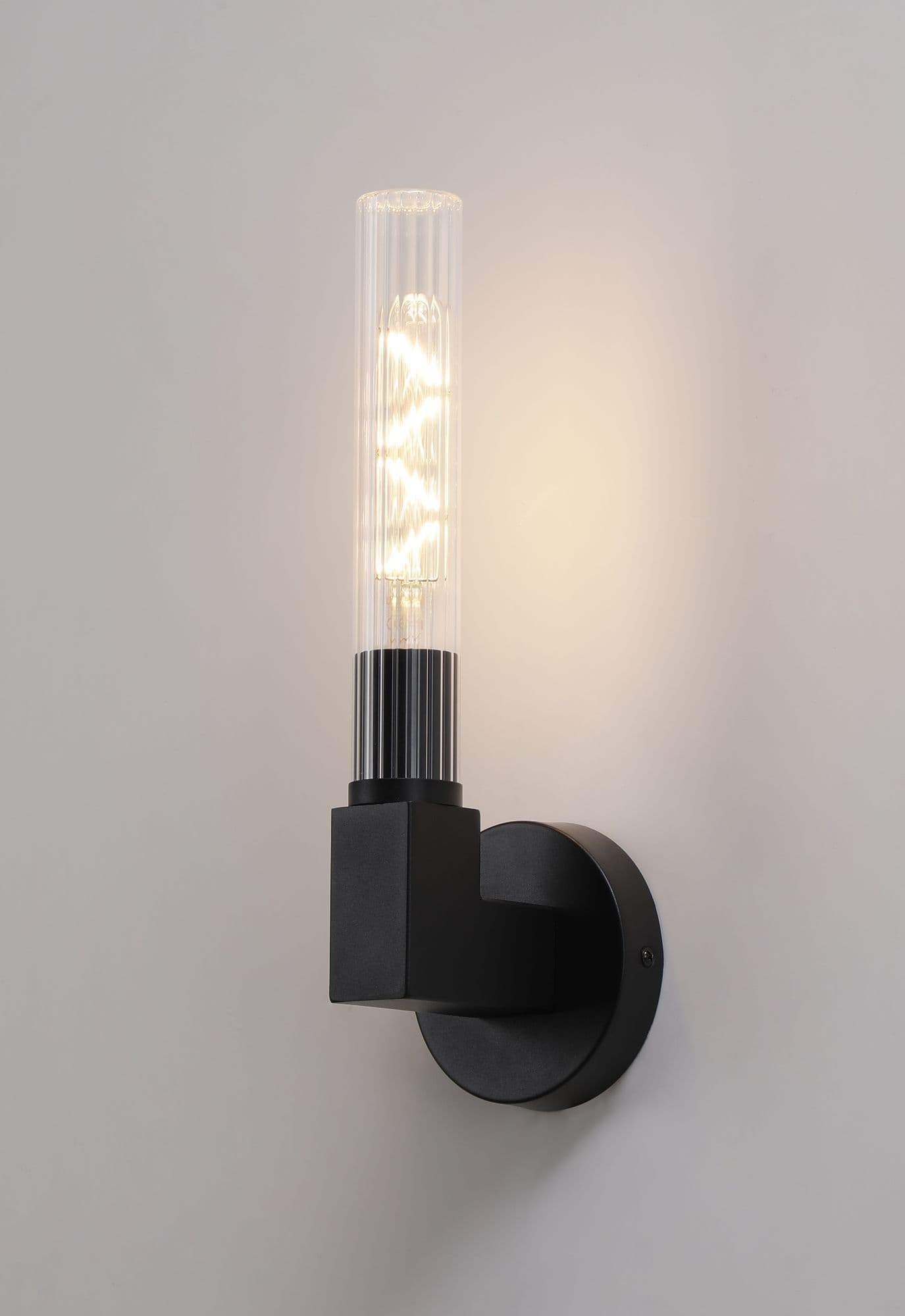 Echo 1 Light Wall E27 IP44 - Multiple Colour