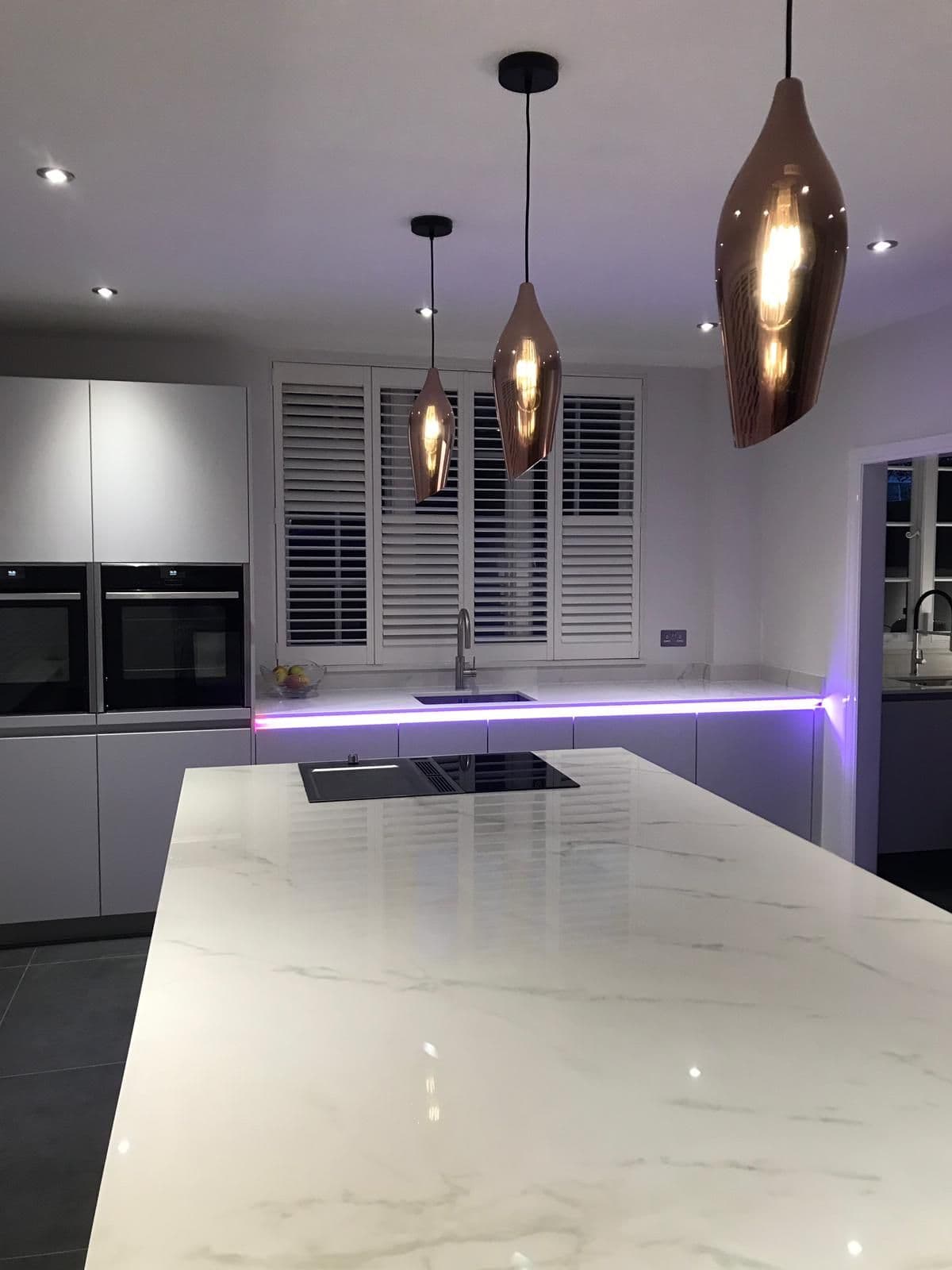 Taper 1 Wall Light Copper Angled Glass with Matt Black GSBFL2420-1/347