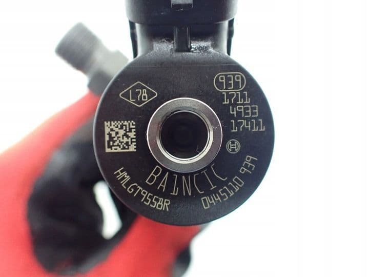 Renault Trafic 2 0 DCI NEW Bosch Diesel Injector 0445110939 M9R 710