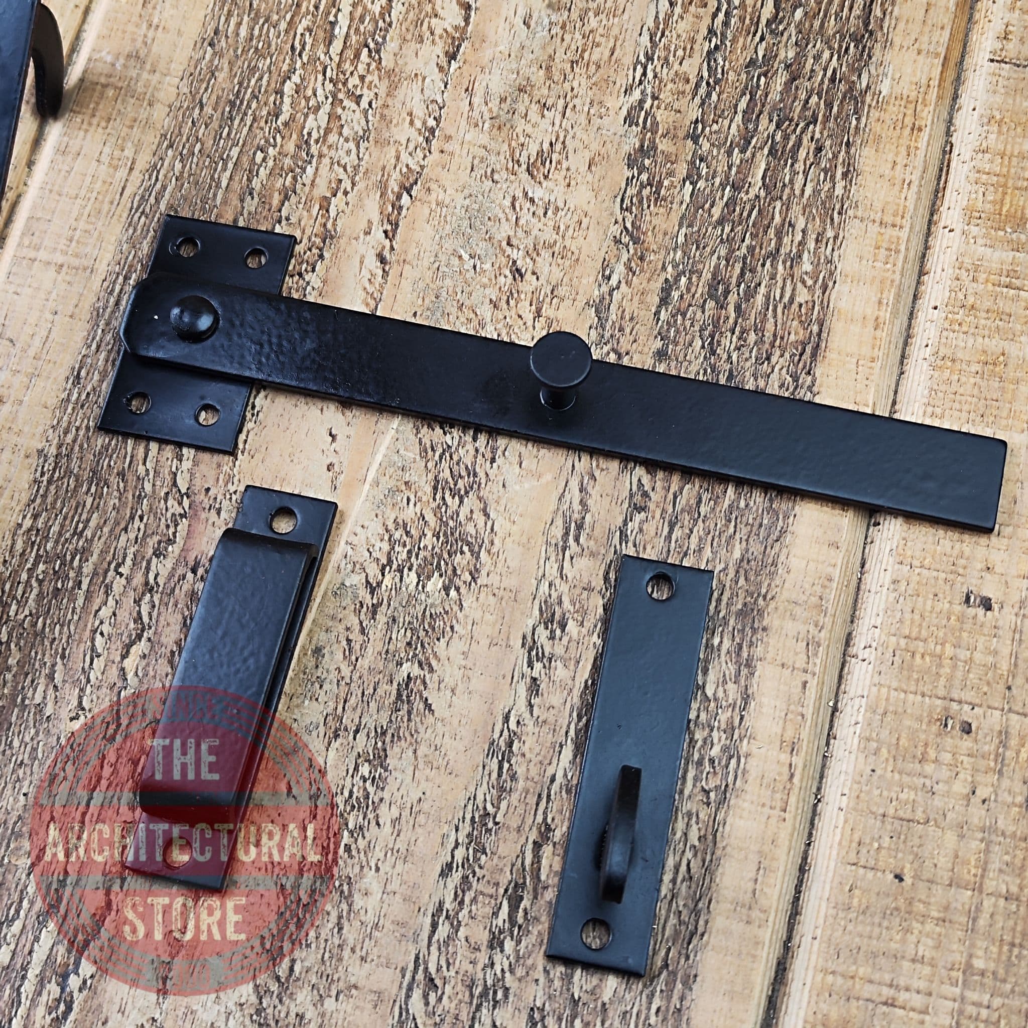Black Medium Suffolk Latch