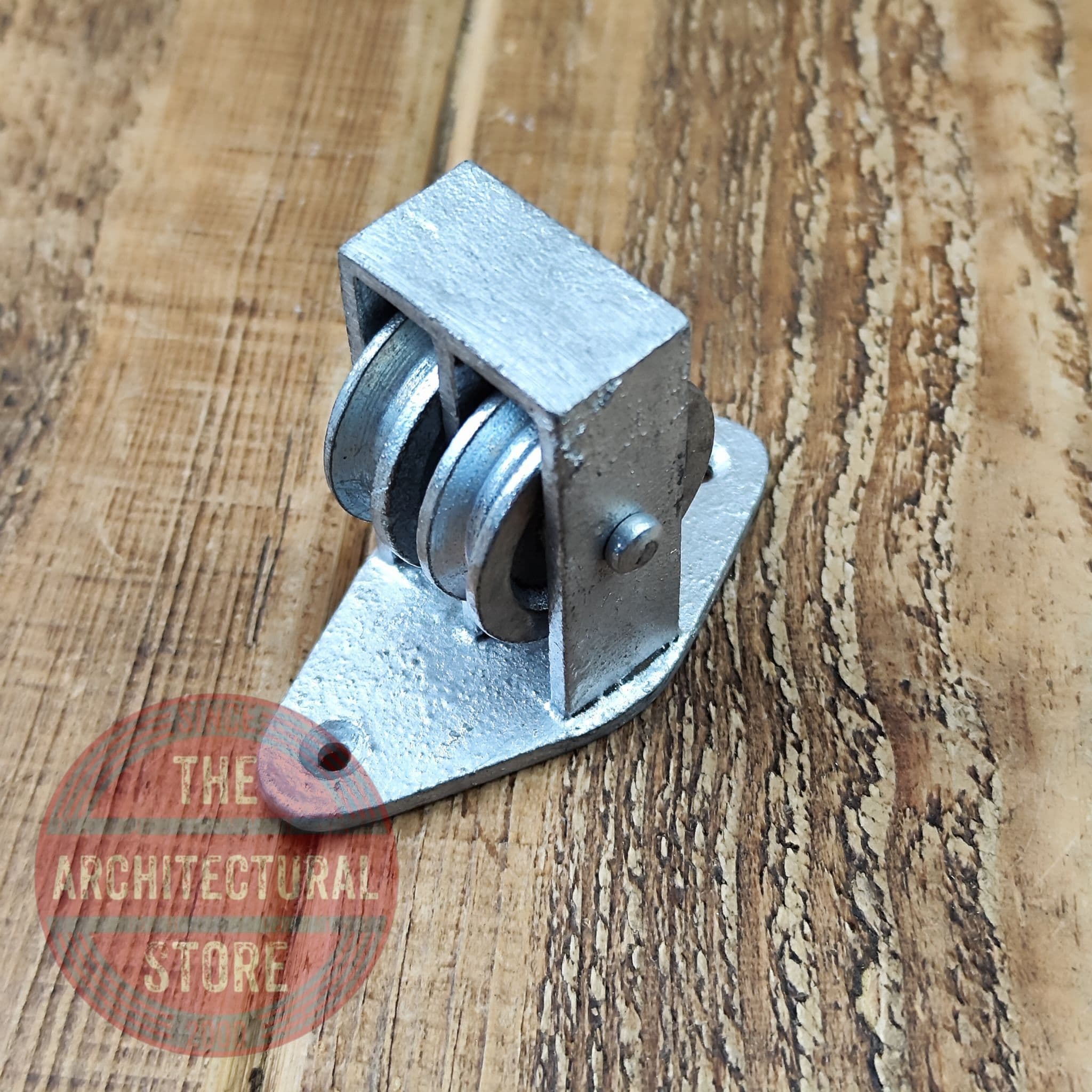 Galvanised Double Upright Pulley Along The Plate