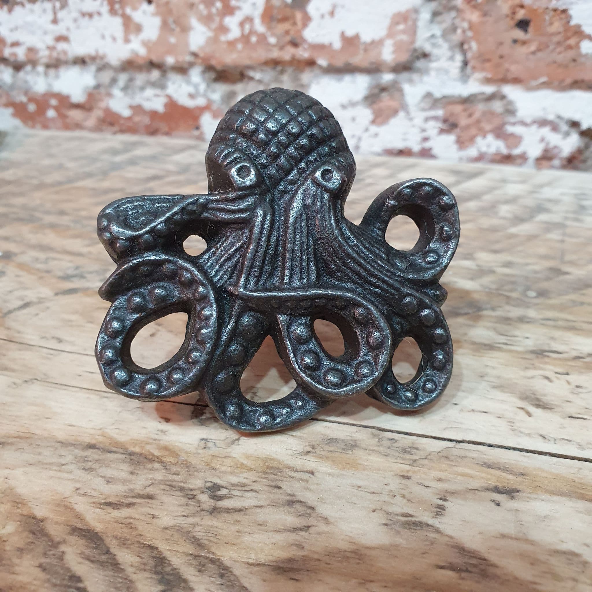 Octopus shape Door Knob 3"