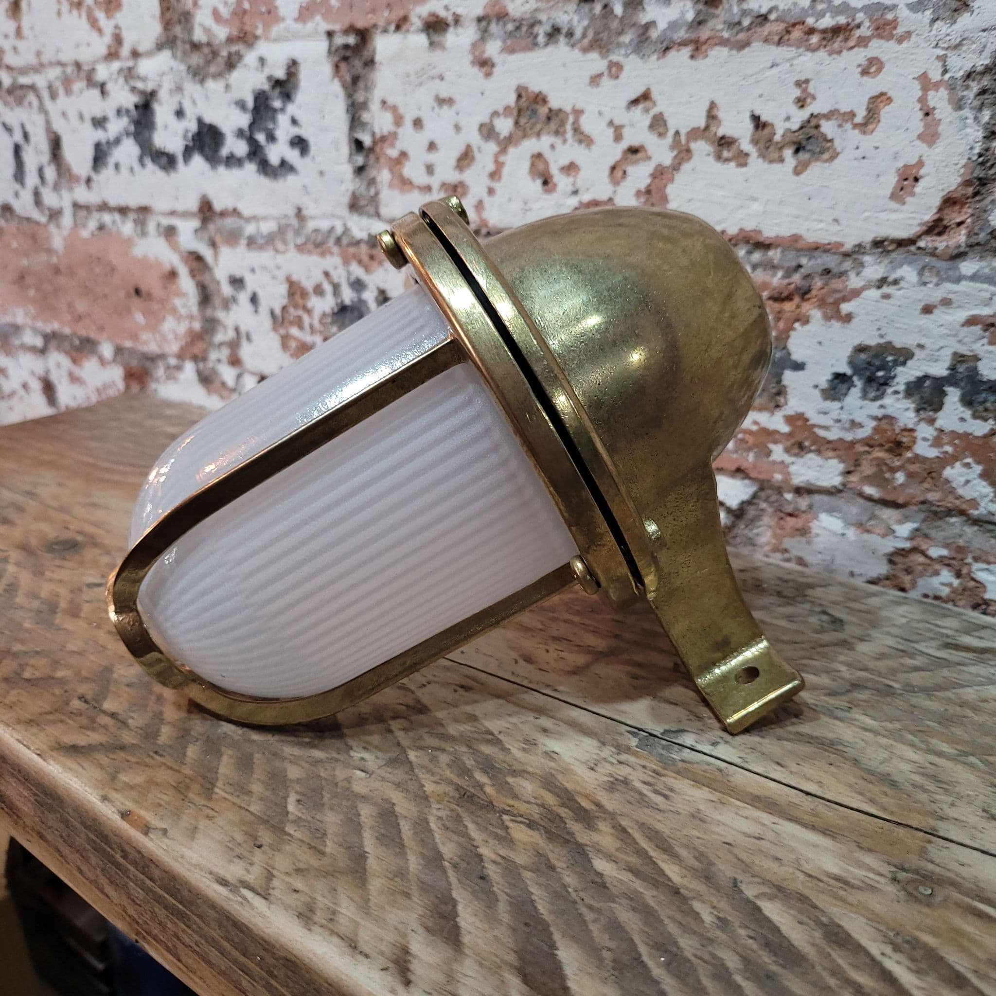 Solid Brass Wall Mounted Bulkhead Light