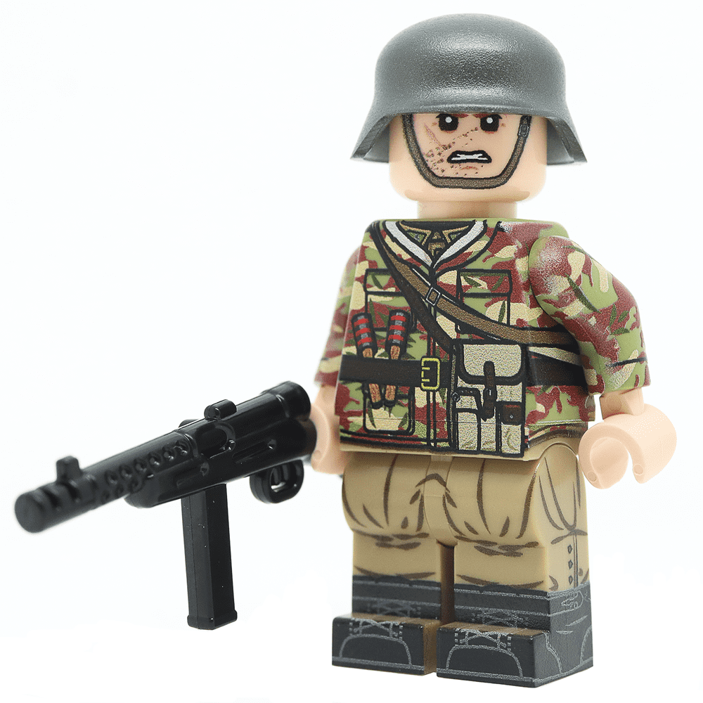 WW2 Hungarian Paratrooper | LEGO Minifigure | United Bricks