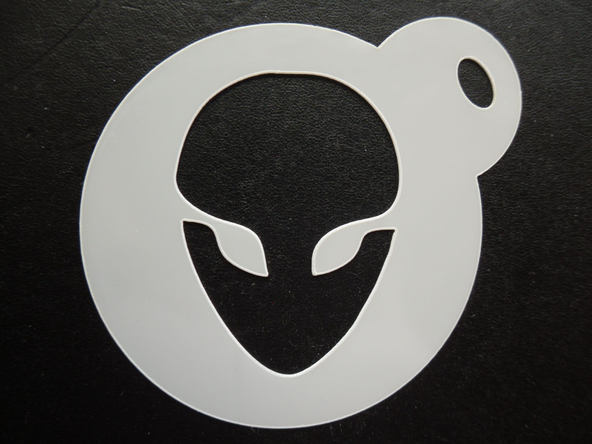 60mm alien head stencil