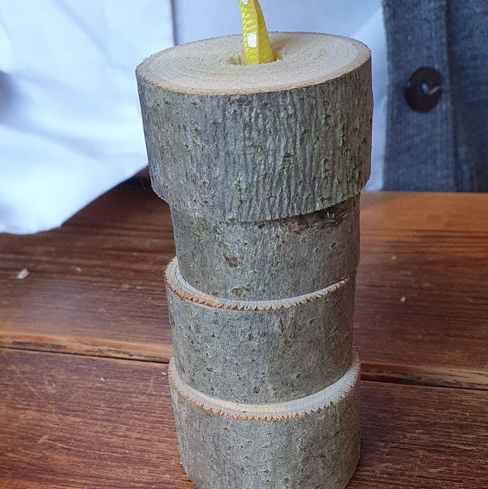 25 Log Slice Beads Natural Threading