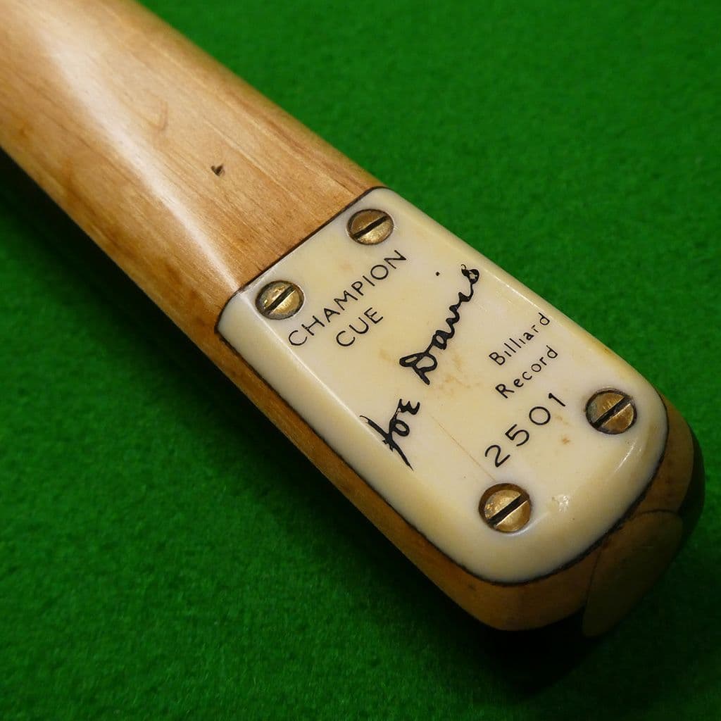 Joe Davis Champion Cue - World s Billiard Record 2501 made by Peradon